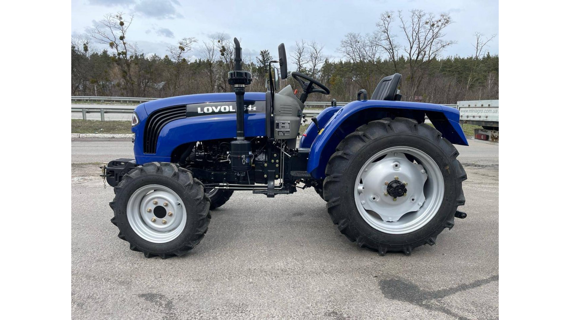 Мінітрактор LOVOL TE 354 з реверсом - купить в Украине | Мини-Агро